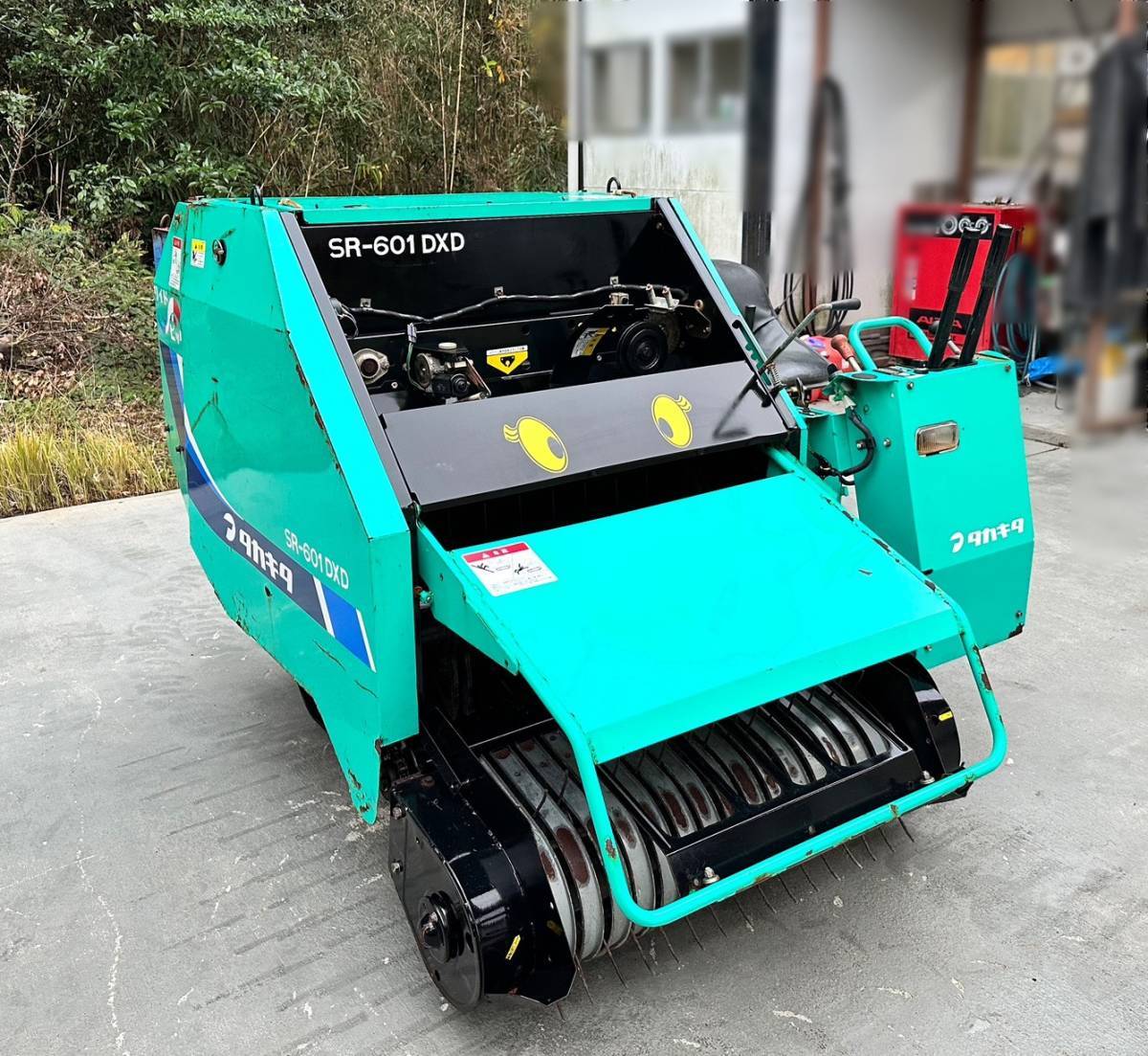 Yahoo!オークション - 宮崎発 タカキタ 自走小型ロールベーラ SR-601D...