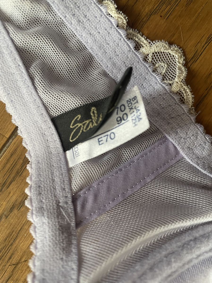 Yahoo!オークション - ワコール サルート E70 1