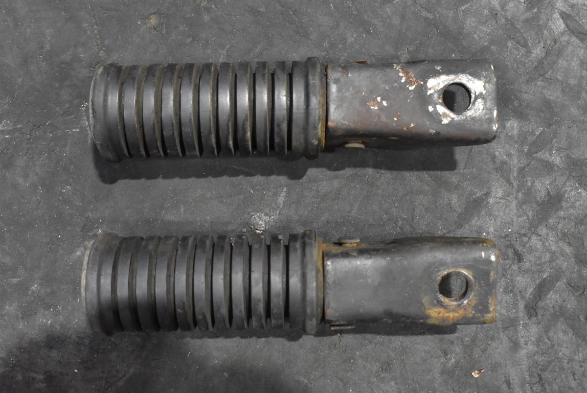 Yahoo!オークション - S168 当時物 純正 GS450 リアステップ 0018 検)