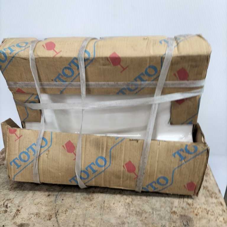 格安 TOTO 壁掛手洗器 L590R #SC1 水洗金具 TL590S 手洗い 壁掛け 壁 壁付(手洗器)｜売買されたオークション情報、yahooの商品情報をアーカイブ公開 - オークファン ...