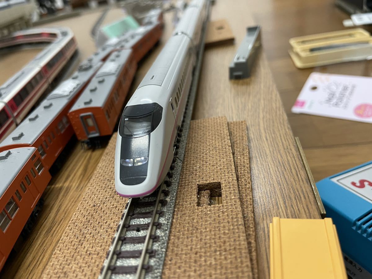 Yahoo!オークション - KATO E3系 秋田新幹線「こまち」6両セット10-221