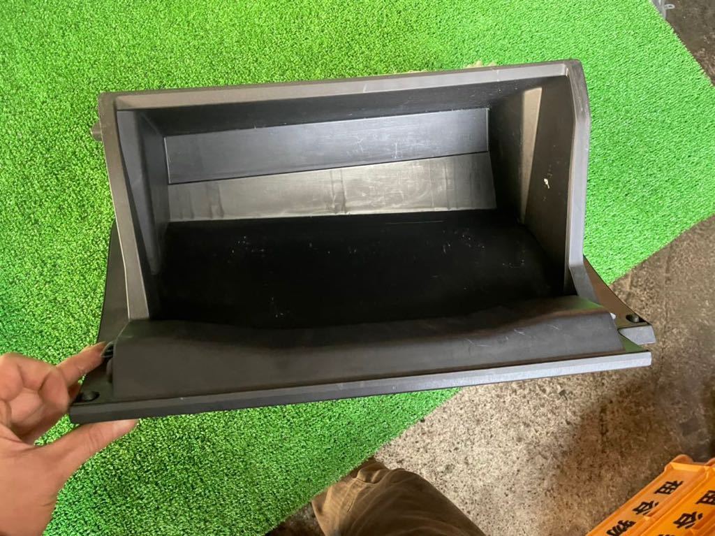 177 トヨタ ZVW 30 プリウス 後期 グローブボックス 机-下(トヨタ用)｜売買されたオークション情報、yahooの商品情報をアーカイブ公開 - オークファン（aucfan.com）