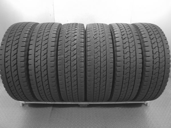 Yahoo!オークション - ブリヂストン BLIZZAK W979 215/70R17.5 118/116...