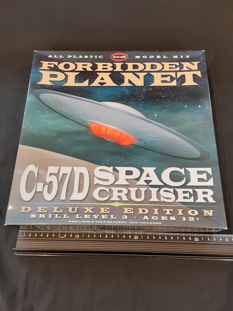 Yahoo!オークション - A240 C-57D スペースクルーザー【未組立品】