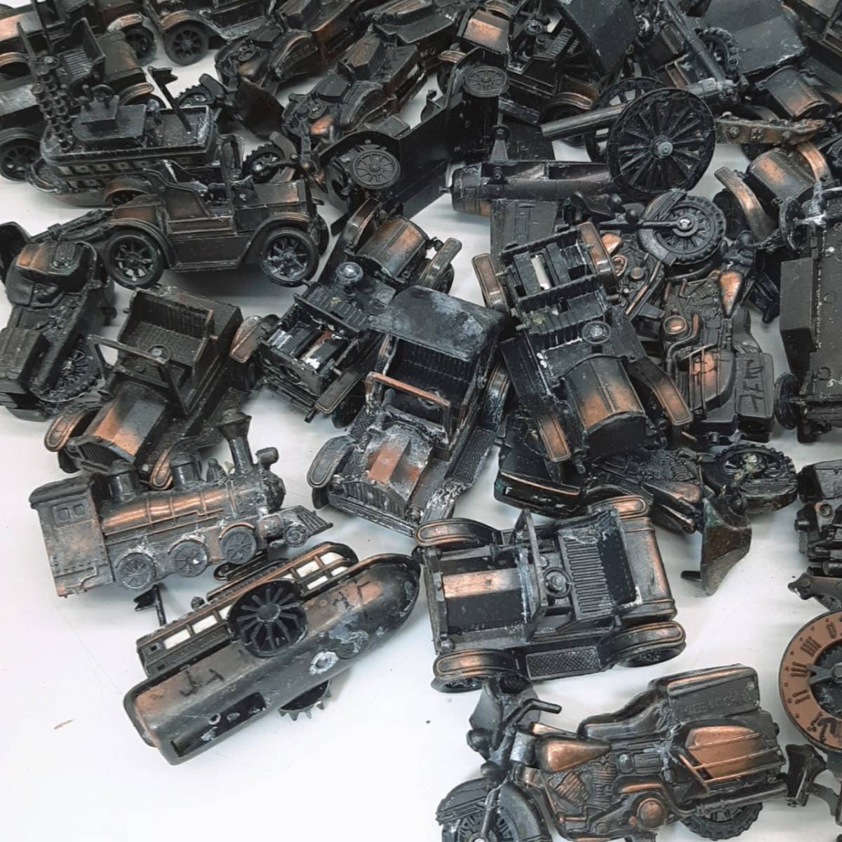 j31 金属工芸 ミニチュア 鉛筆削り まとめ 大量 車 バイク 飛行機 レトロ アンティーク 現状品(その他)｜売買されたオークション情報、yahooの商品情報をアーカイブ公開 ...