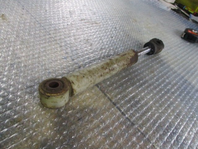 Yahoo!オークション - A5AB13 ラビット ステアリングダンパー S82 S 富...