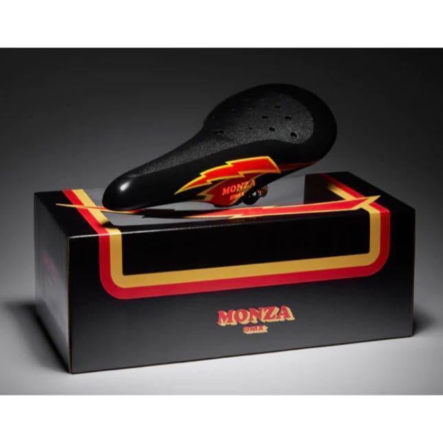 MONZA LIGHTNING BOLT SEAT BLACK ブラック 黒 ライトニング MONZA LIGHTNING BOLT SEAT BLACK ブラック 黒 ライトニング