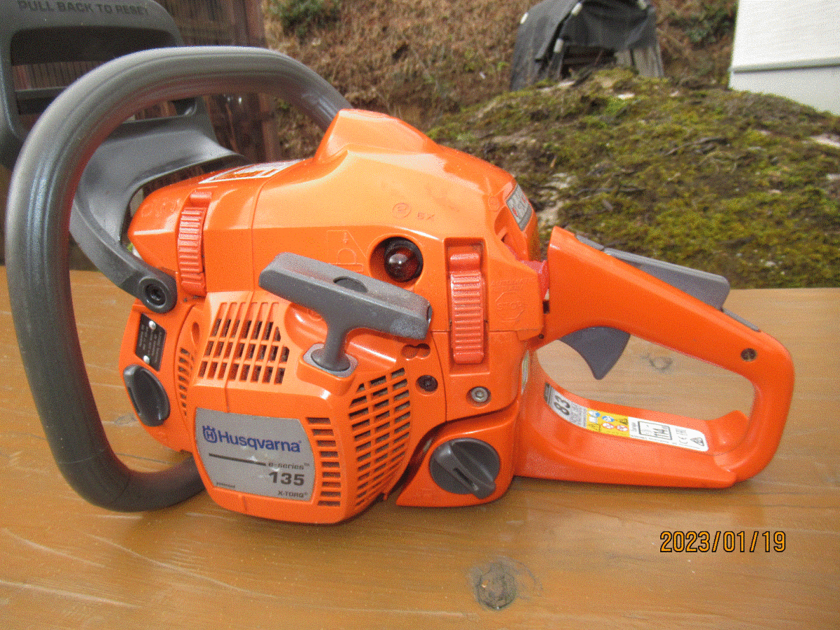 Yahoo!オークション - ハスクバーナチェンソー135e