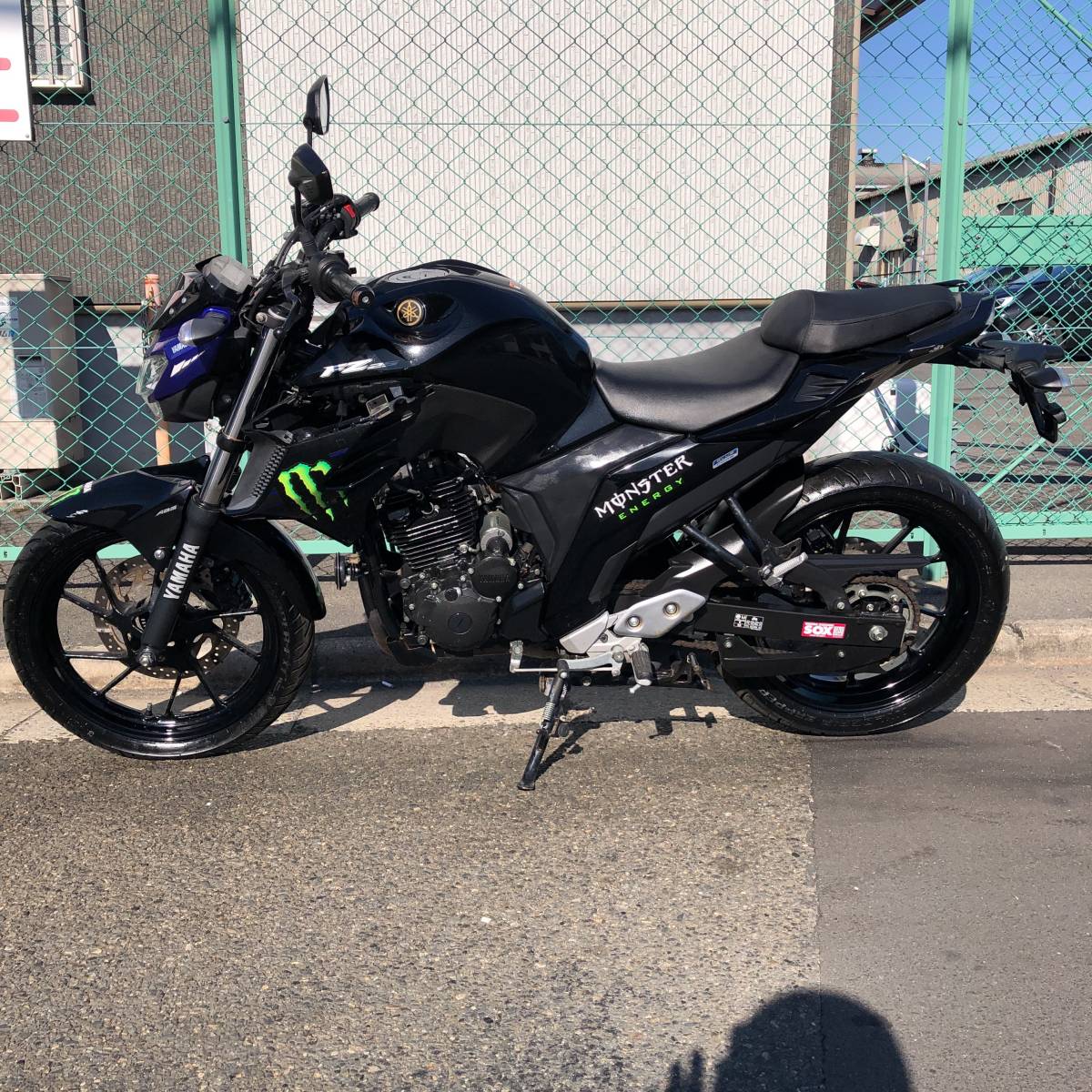 Yahoo!オークション - ヤマハ FZ25 低走行5547㎞ ABS搭載モデル エンジ...