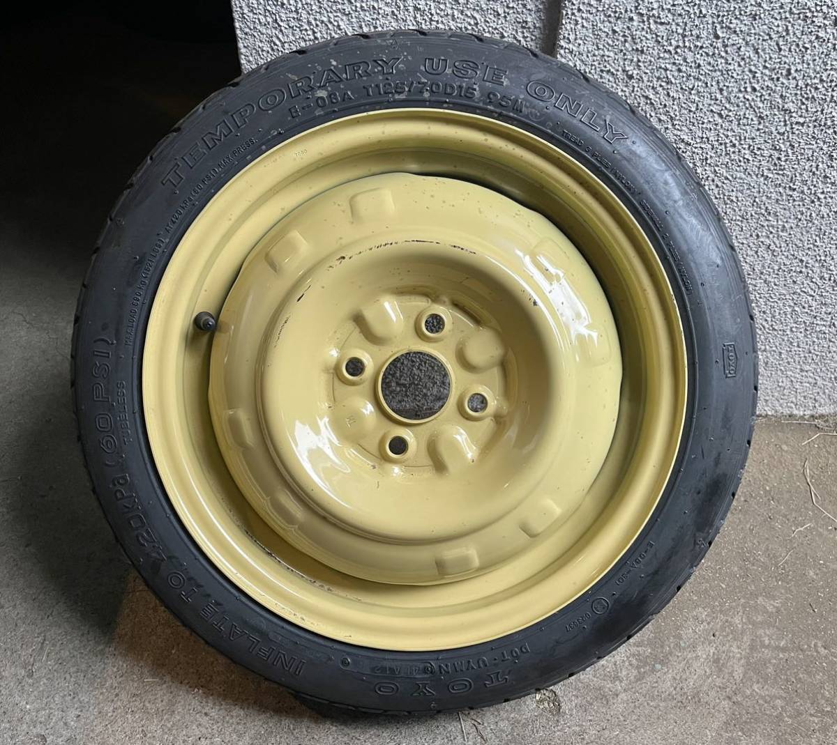 スペアタイヤ テンパータイヤ ヴィッツ T125/70D15 95M TOYO 1本(その他)｜売買されたオークション情報、yahooの商品情報をアーカイブ公開 - オークファン（aucfan ...