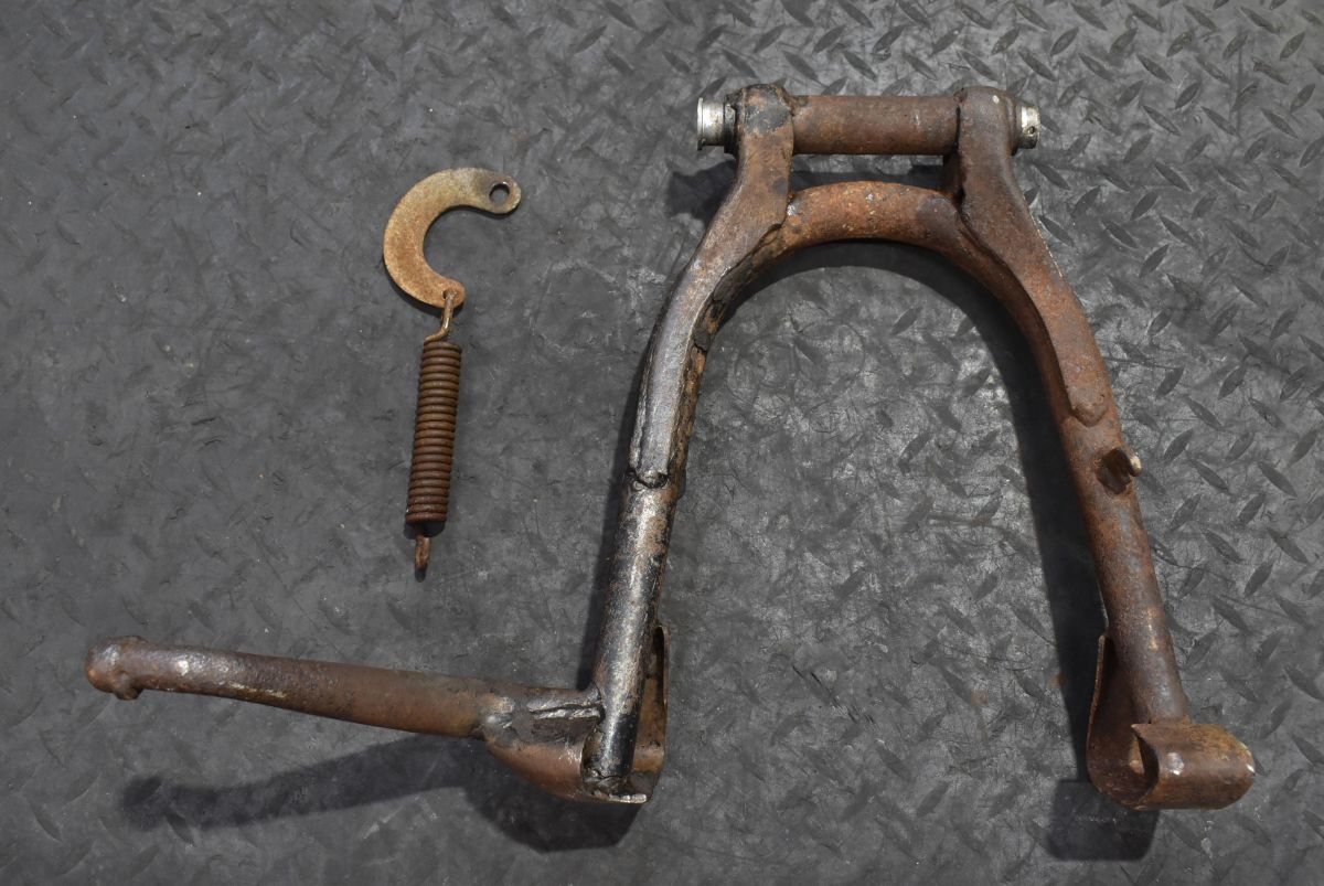 Yahoo!オークション - H239 当時物 純正 CB750Four2 センタースタンド ...