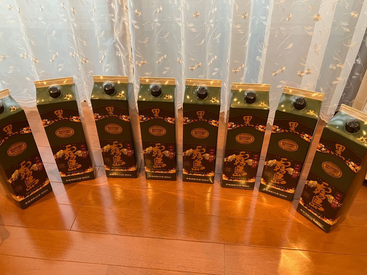 黒霧島25°度 1800ml 8本 未開封｜PayPayフリマ