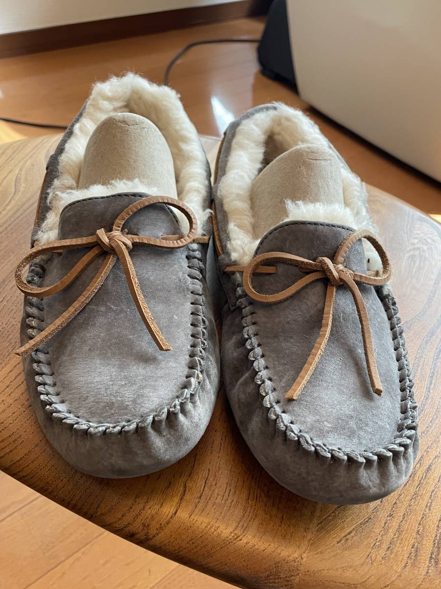 Yahoo!オークション - UGG DAKOTA 5612 使用感あり美品 アグー ダコタ...