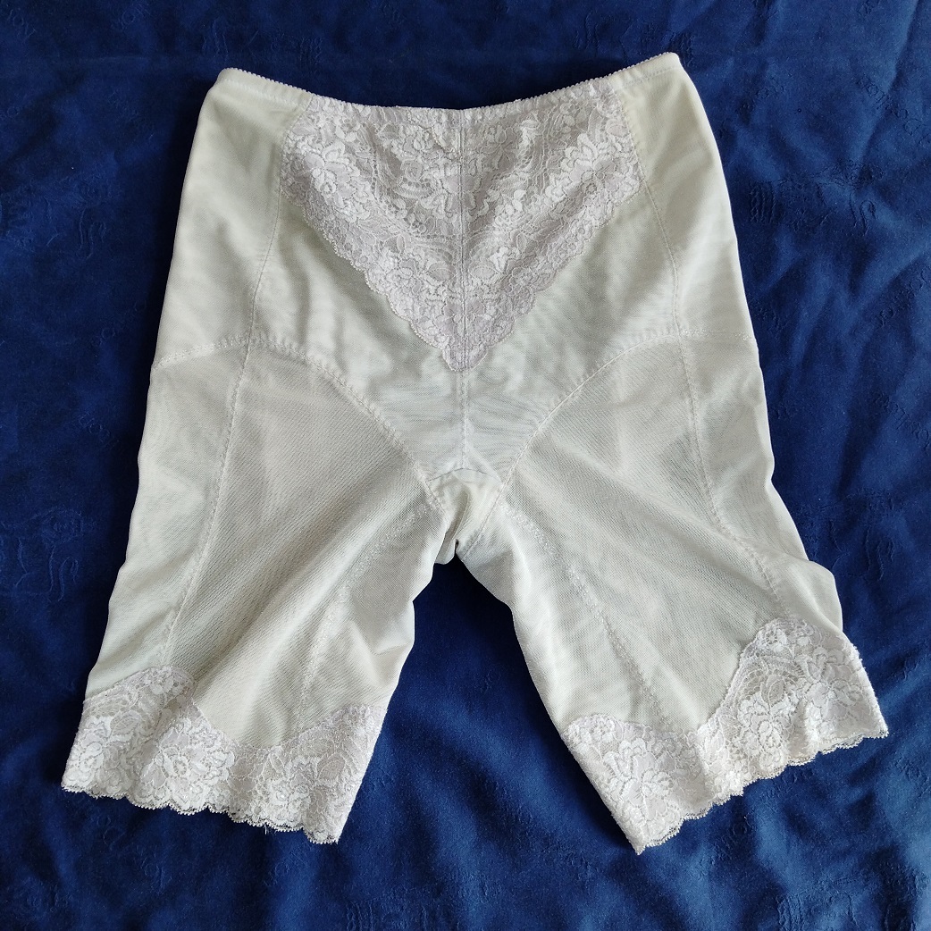 Yahoo!オークション - USED ガードル（L70)