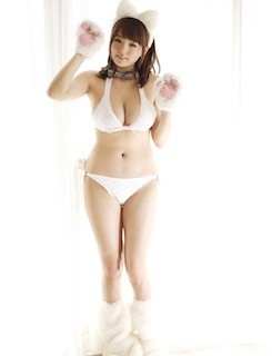 Yahoo!オークション - 篠崎愛 A4サイズ写真8633