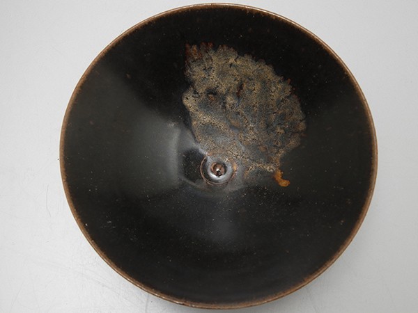 U382. 中国古玩 吉州窯 木葉 天目茶碗 / 陶器陶芸古美術時代抹茶碗 U382. 中国古玩 吉州窯 木葉 天目茶碗 / 陶器陶芸古美術時代抹茶碗