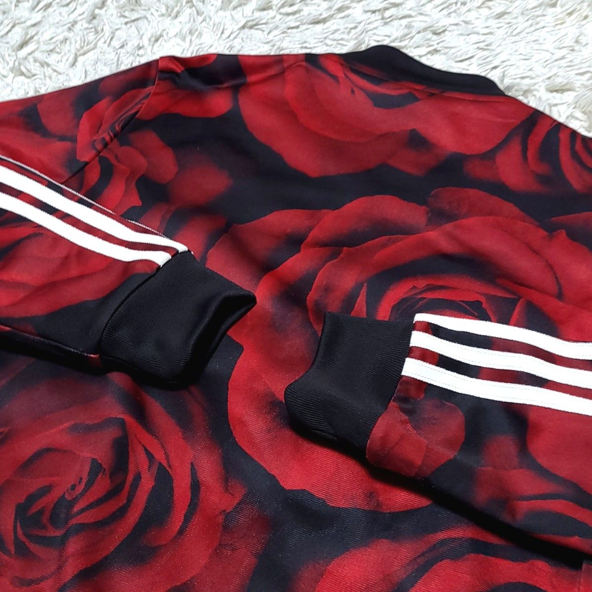 adidas アディダス コラボ トラックジャケット 花柄 バラ adidas アディダス コラボ トラックジャケット 花柄 バラ