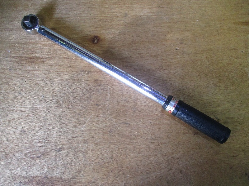 Yahoo!オークション - KTC 1/2" (12.7mm)トルクレンチ CM20003MR 中...