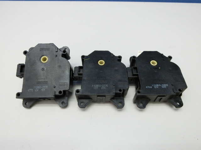 Yahoo!オークション - [S57] ダイハツ ムーヴ カスタム LA100S エアコ...