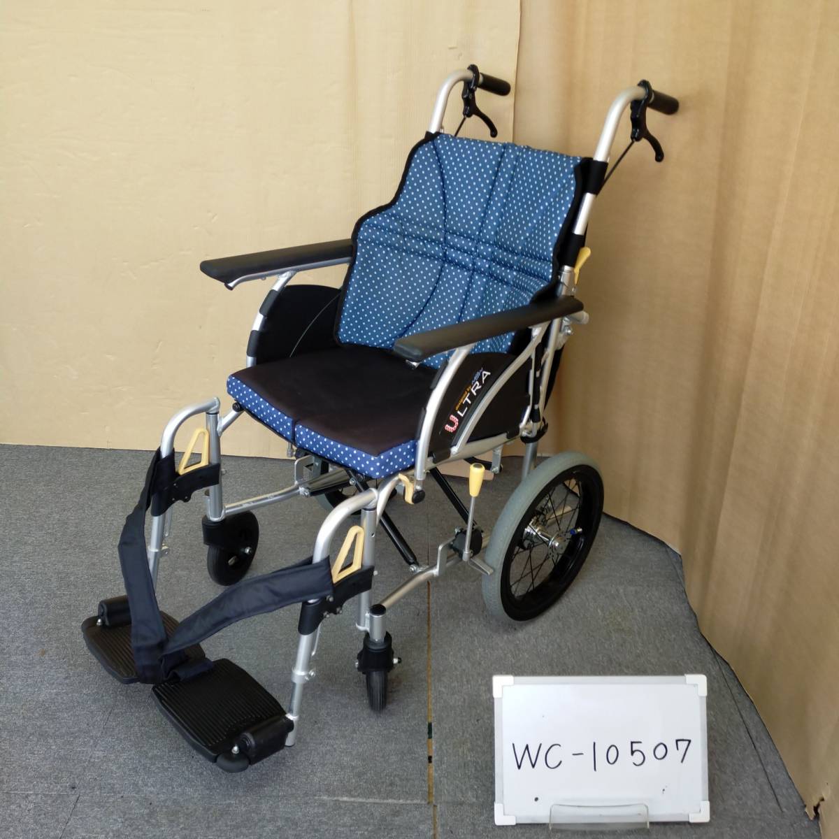 Yahoo!オークション - (WC-10507) 車いす 介助式 NAH-U2W ウルトラシリ...