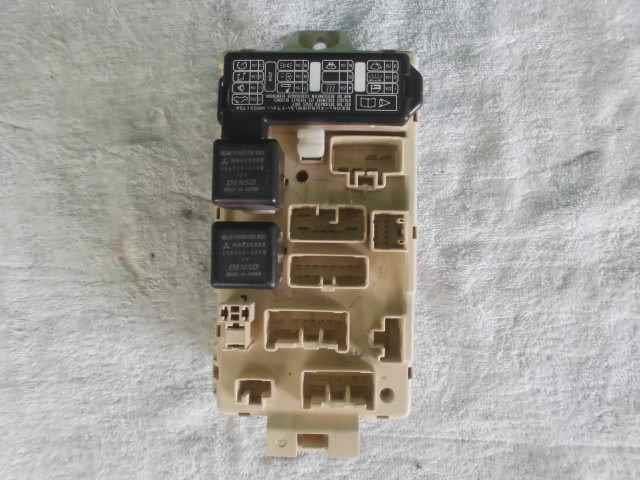 Yahoo!オークション - タウンボックス GF-U61W ヒューズボックス W09 0...