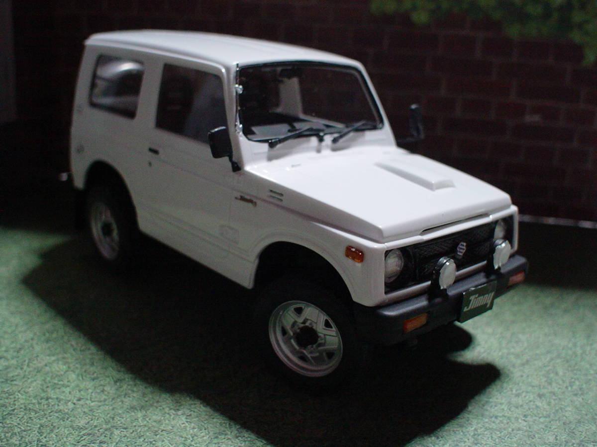 Yahoo!オークション - 1/24 ジムニー（JA11-5型 中期） （完成品）