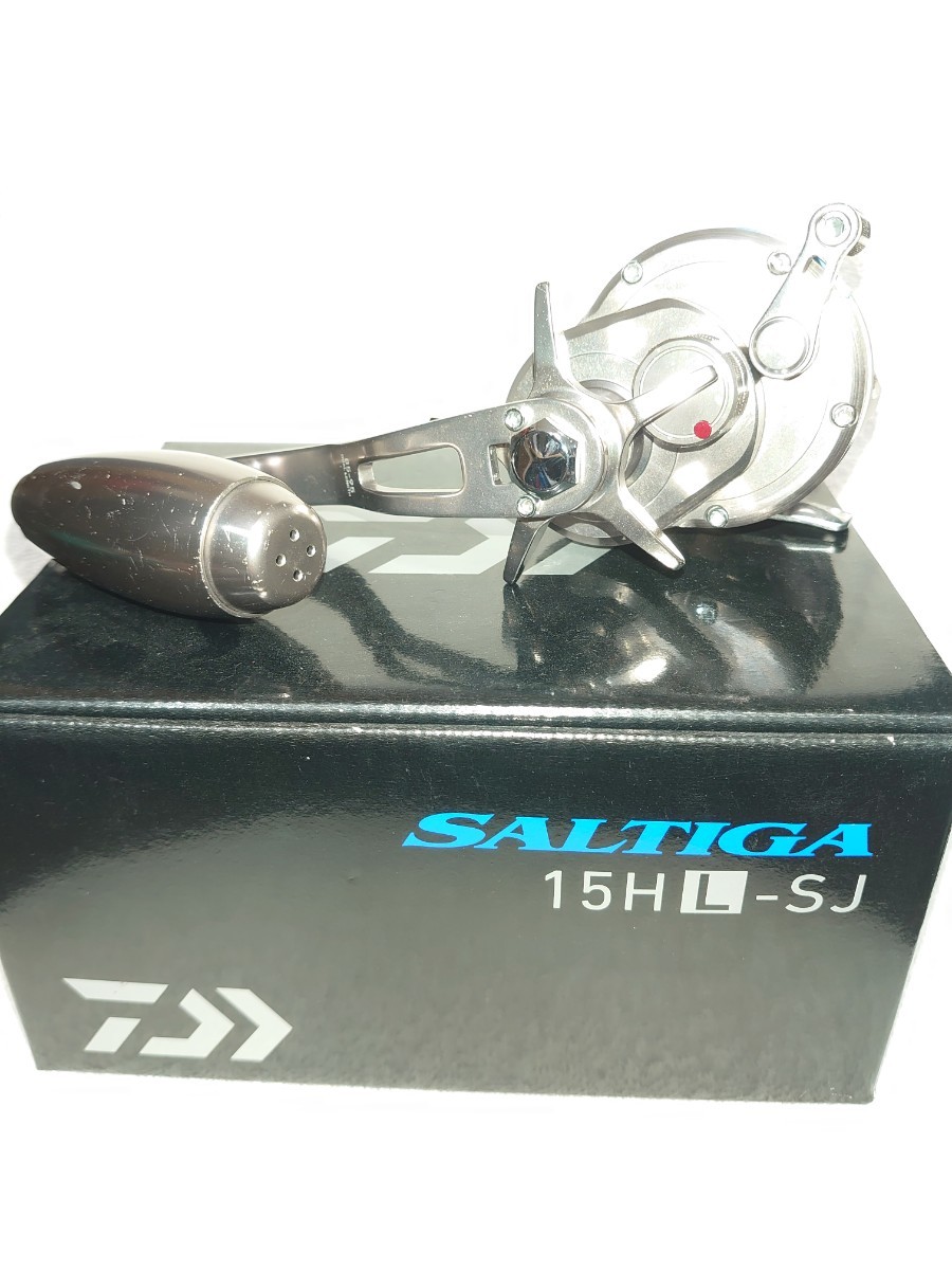 Yahoo!オークション - ダイワ 15ソルティガ 15HL-SJ DAIWA トンジギに...