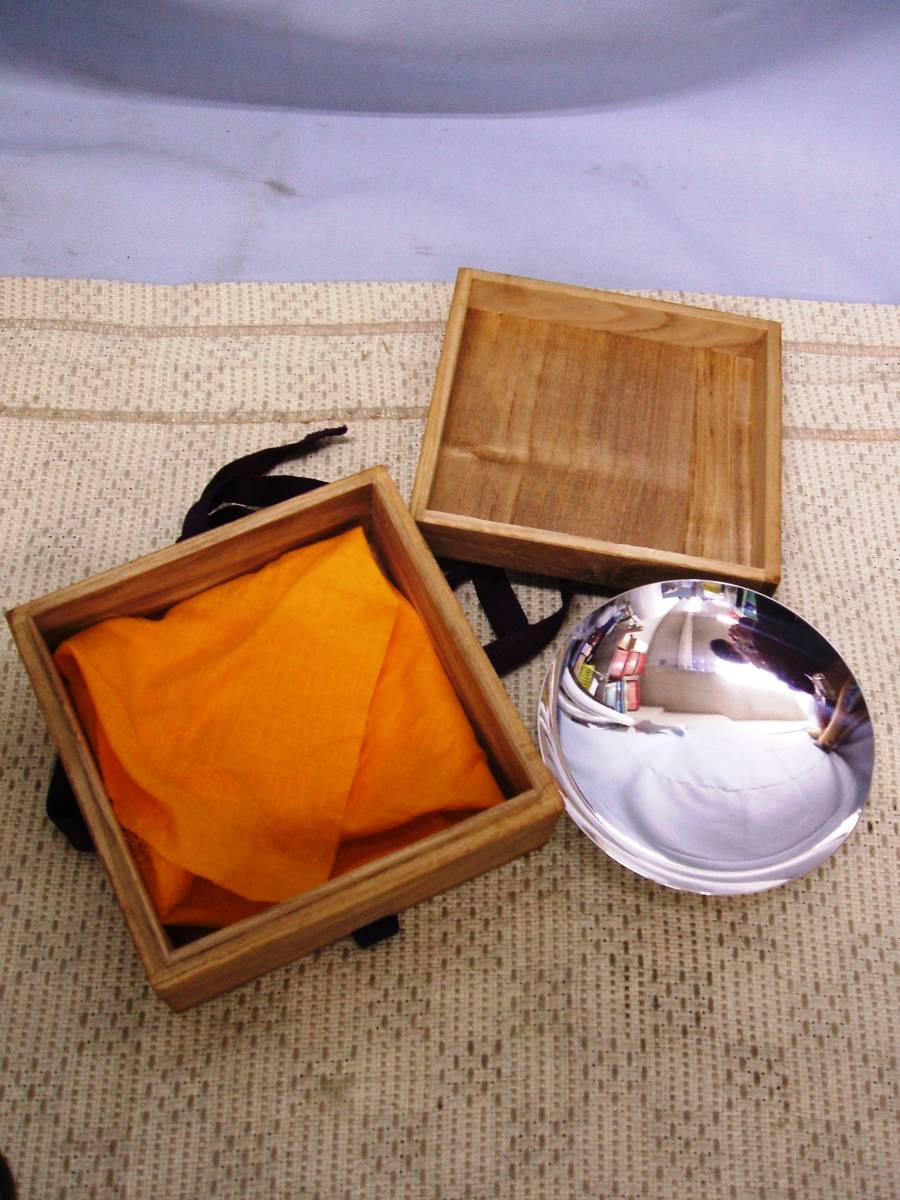 Yahoo!オークション - 純銀盃・純銀杯 径12cm 重129.5g 純銀刻・純銀酒...