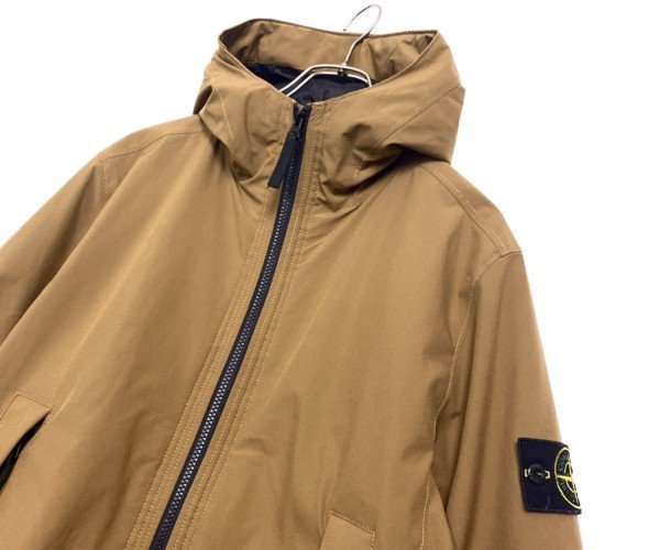 美品*STONE ISLAND(ストーンアイランド) プリマロフト 美品*STONE ISLAND(ストーンアイランド) プリマロフト
