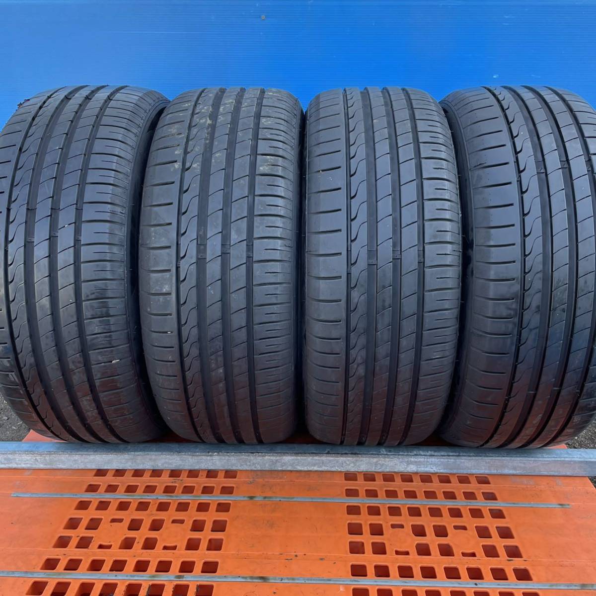 Yahoo オークション 235 50zr18 Minerva 235 50 18 サマータイヤ4本
