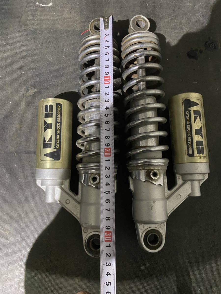 Yahoo!オークション - カヤバ KYB リアサスペンション リアサス 約315m...