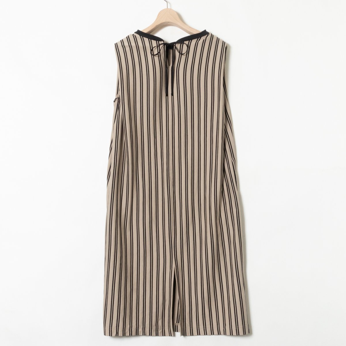 Yahoo!オークション - IVISUTO ノースリーブワンピース イヴィスト ベ...