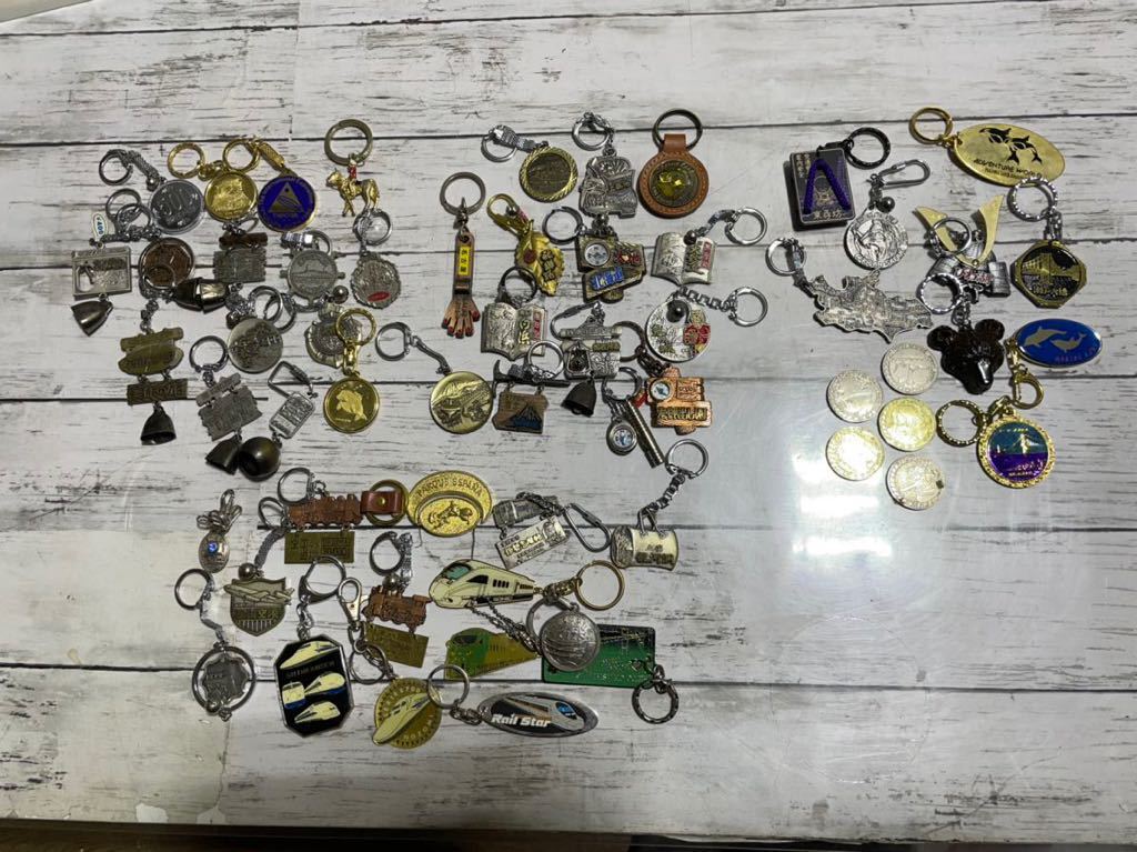 23D03-102：キーホルダーなどまとめ約1，5㎏ 電車 新幹線 空港 ご当地ものなど(一般)｜売買されたオークション情報、yahooの商品情報をアーカイブ公開 - オークファン ...