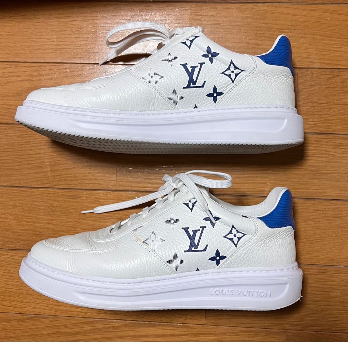 LOUIS VUITTON ビバリーヒルズ モノグラム ホワイト×ブルー26㎝ LOUIS VUITTON ビバリーヒルズ モノグラム ホワイト×ブルー26㎝