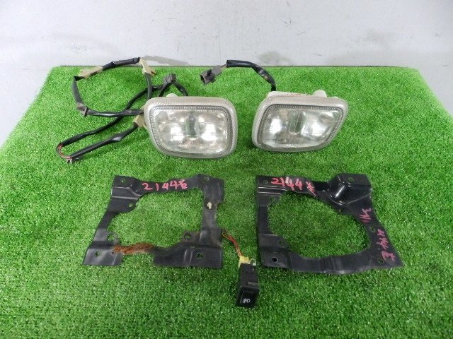 222144 H11年 サンバー TV2 OEW フォグランプ 左右セット 11014 スイッチ付 3C401(スバル用)｜売買されたオークション情報、yahooの商品情報をアーカイブ公開 ...