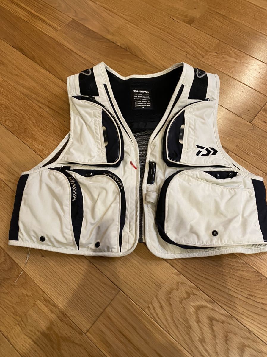 Yahoo!オークション - ダイワ バリアテック 鮎ベスト DV-2102 Mサイズ