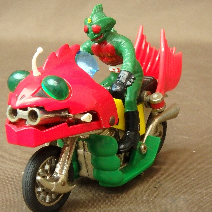 Yahoo!オークション - FK-6761 当時物 仮面ライダー アマゾン 超合金 ...
