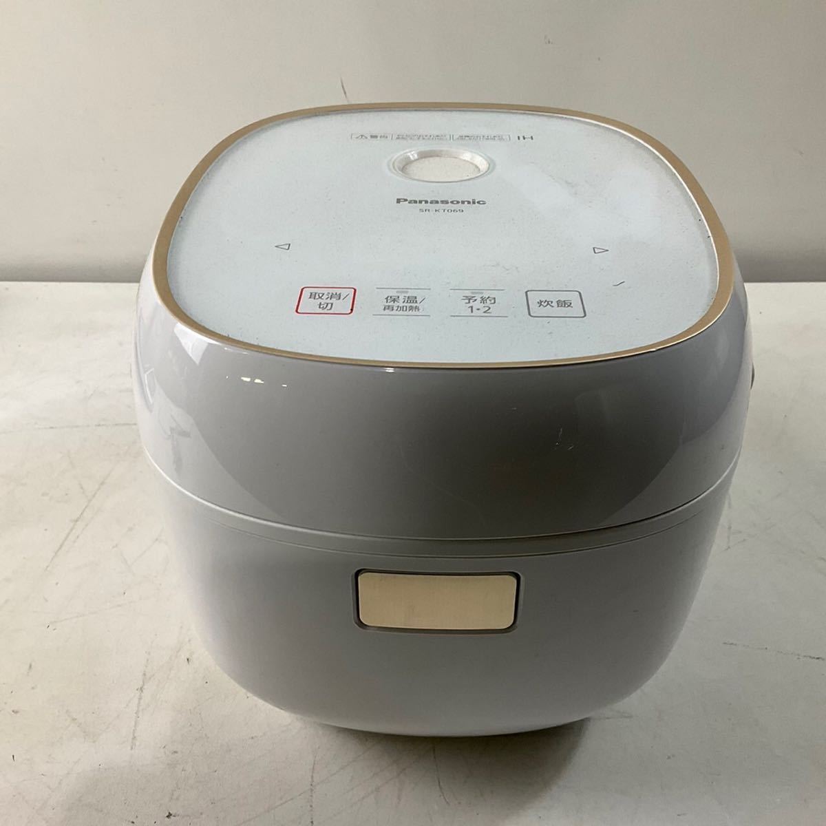 代購代標第一品牌－樂淘letao－(3-059) Panasonic パナソニック IH ジャー炊飯器 SR-KT069 ホワイト 2019年製