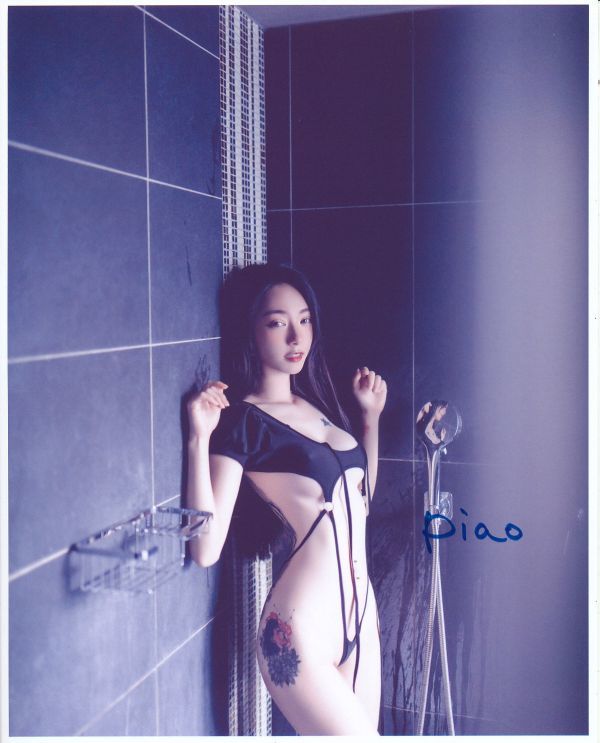 Yahoo!オークション - Piao Piao 直筆サイン写真 証明書COA 0847