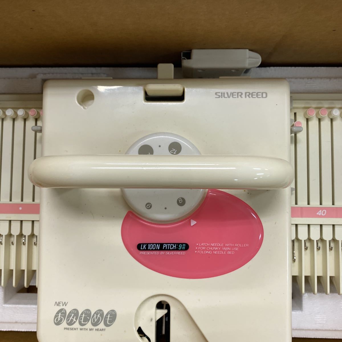 あみむめも SILVER REED LK 100N PITCH 9mm編み機 動作未確認(本体)｜売買されたオークション情報、yahooの商品情報をアーカイブ公開 - オークファン ...
