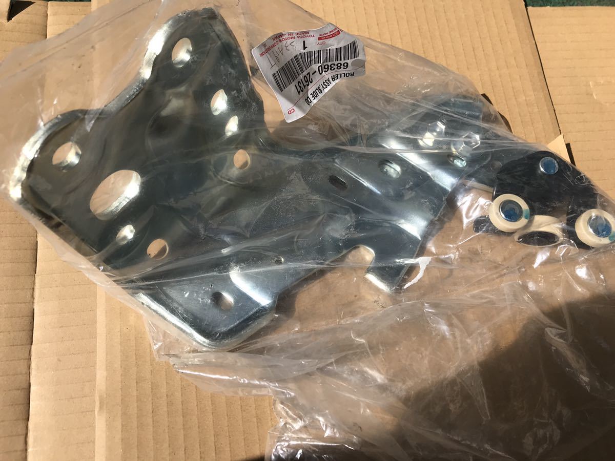 Yahoo!オークション - 未使用 200系ハイエース 左スライドドアローラー...