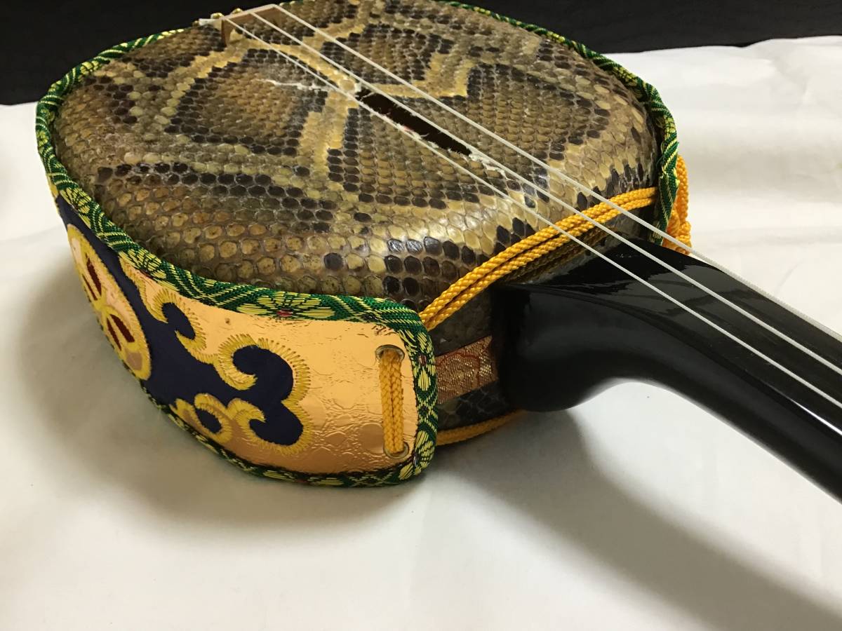 Yahoo!オークション - 沖縄 琉球 三線（ 本革 蛇 ）守礼印ハードケース...