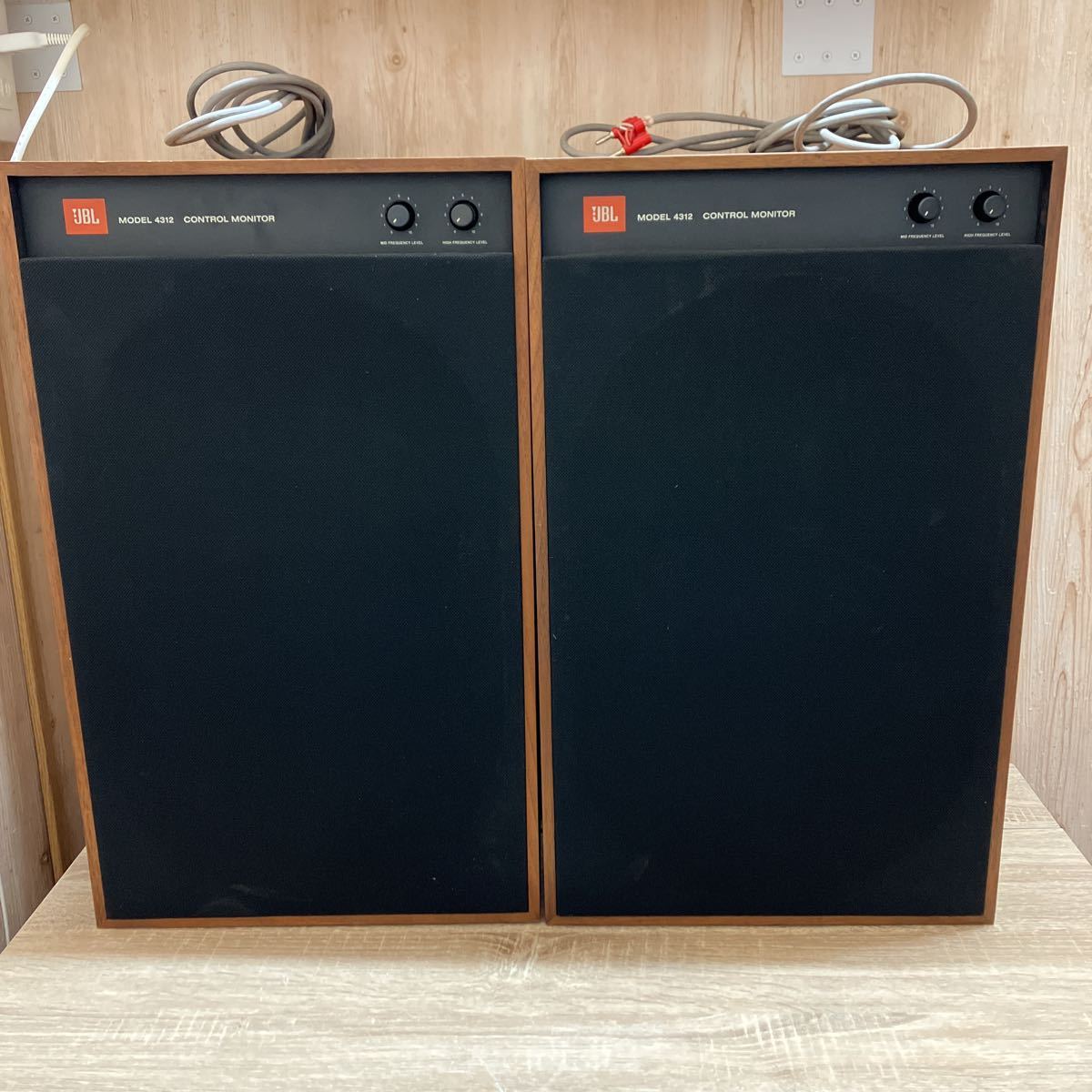 Yahoo!オークション - JBLスピーカー 4312