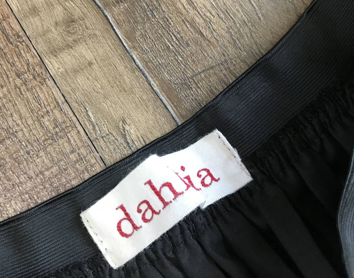 Yahoo!オークション - 福祉バザー dahl'ia 細プリーツスカート黒