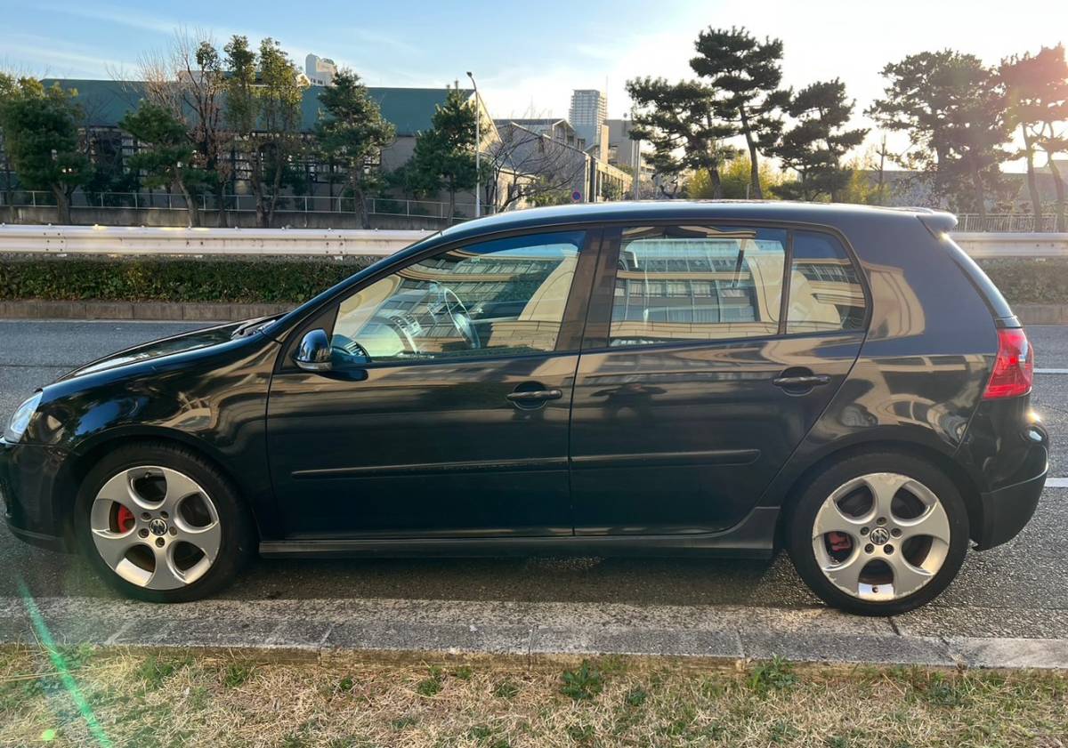 売り切り 《正規ディーラー車》希少なGTI 6速M/T キセノン 純正オーディオ キーレス 実走行6万2千km 黒革シート 純正アルミ ETC(中古)のヤフオク落札情報