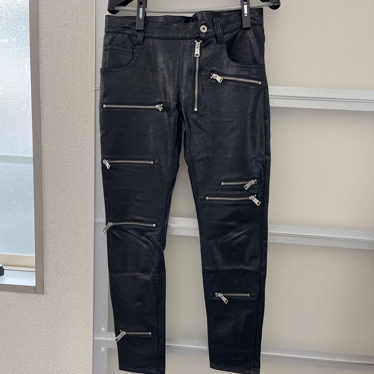 Yahoo!オークション - 4651 NOID BLACK 合成皮革 パンツ サイズ3 メン...