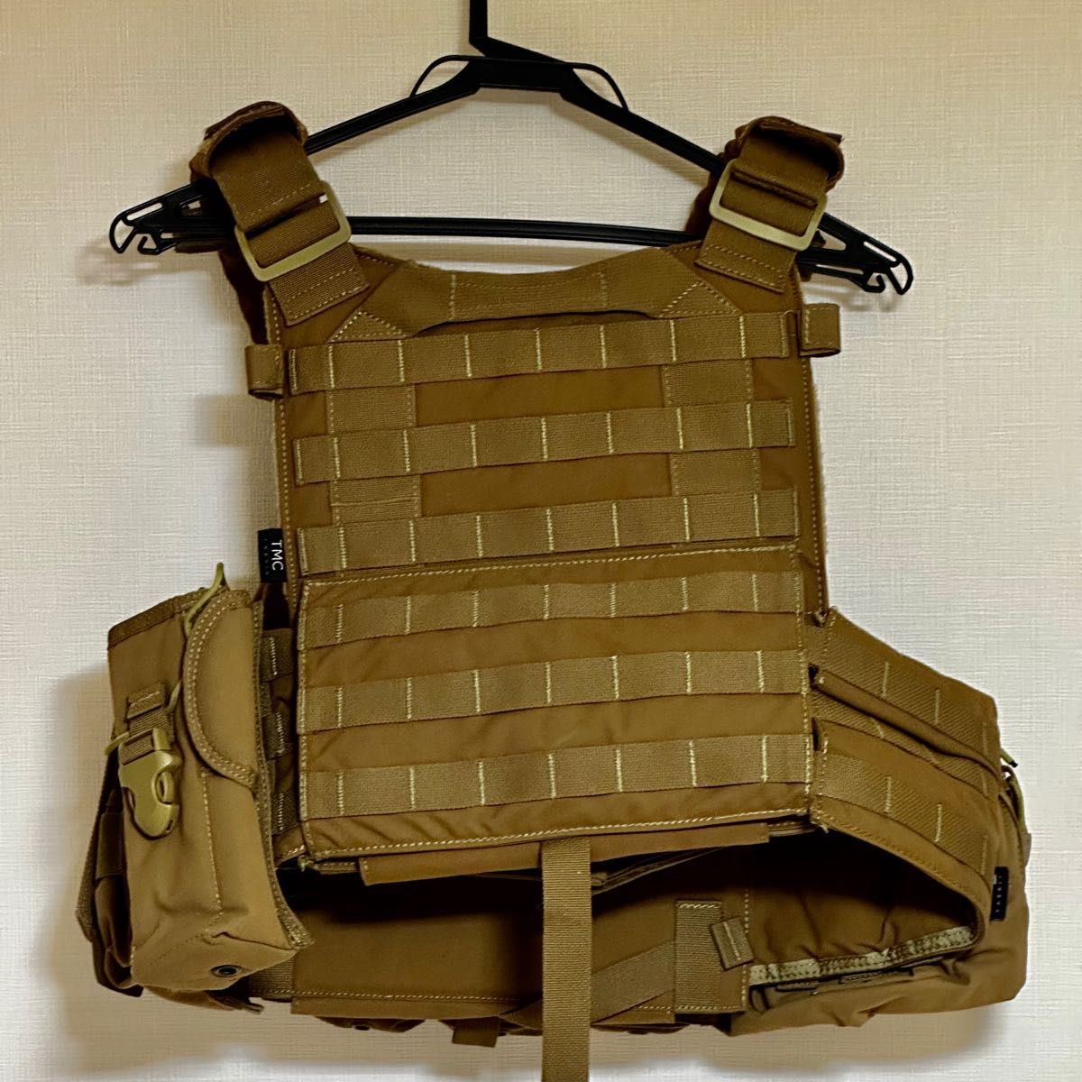 GW明けまでの期間限定価格 TMC プレートキャリア 各種ポーチ付き GW明けまでの期間限定価格 TMC プレートキャリア 各種ポーチ付き