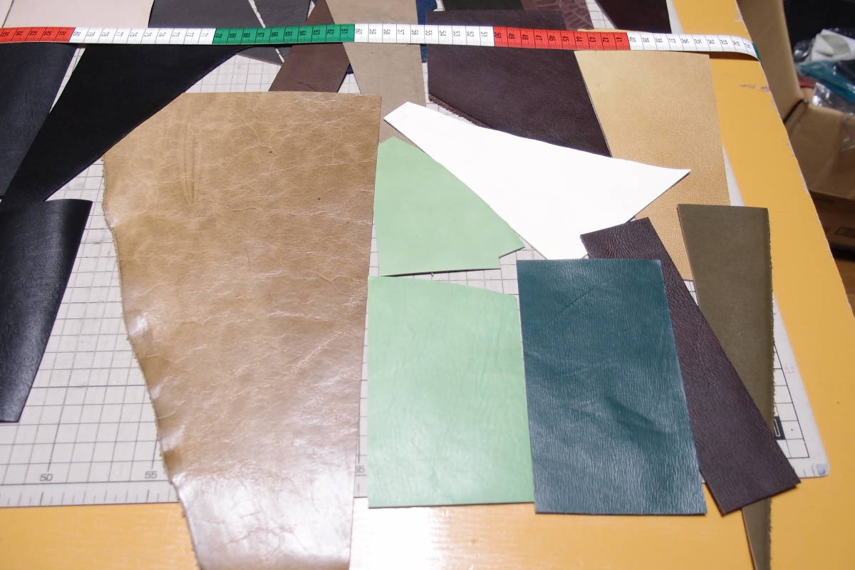 Yahoo!オークション - 本革 レザー ハギレ ジャンク 革 皮 カット 950g...