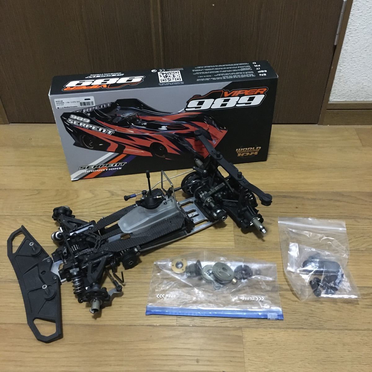 Yahoo!オークション - 1/8GPR サーパント989 中古 mrx if18k8990989xra...