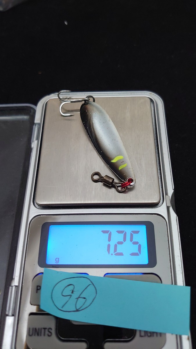 Yahoo!オークション - (96) フロントレイク 6.8g フォレスト スプーン